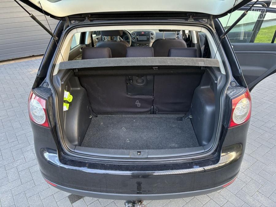 Volkswagen Golf Plus 2007 in Palanga, with an engine capacity of 1.90 L and mileage of 280 thousand km for 2499 €, photo 11 on AUTOMOTO.COM.LV