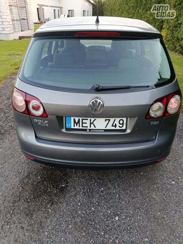 Volkswagen Golf Plus 2007 Alīta, ar dzinēja tilpumu 1.90 L un nobraukumu 286 tūkst. km par 2350 €, foto 5 vietnē AUTOMOTO.COM.LV