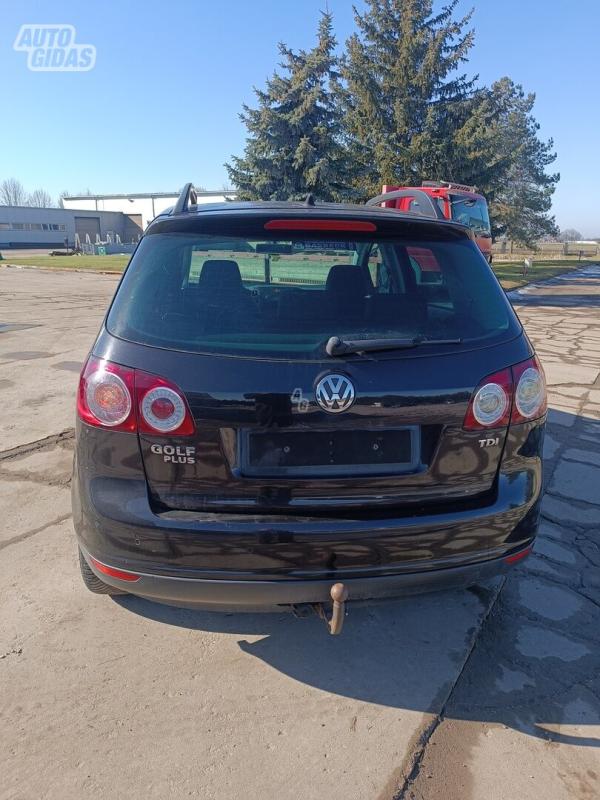 Volkswagen Golf Plus 2008 in Marijampole, with an engine capacity of 1.90 L and mileage of 287 thousand km for 1699 €, photo 2 on AUTOMOTO.COM.LV