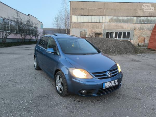 Volkswagen Golf Plus 2008 in Telschi, with an engine capacity of 1.90 L and mileage of 280 thousand km for 970 €, photo 6 on AUTOMOTO.COM.LV