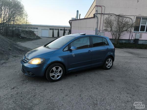 Volkswagen Golf Plus 2008 in Telschi, with an engine capacity of 1.90 L and mileage of 280 thousand km for 950 €, photo 3 on AUTOMOTO.COM.LV