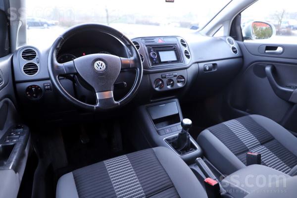 Volkswagen Golf Plus 2008 Tukums, ar dzinēja tilpumu 1.90 L un nobraukumu 366 tūkst. km par 2450 €, foto 5 vietnē AUTOMOTO.COM.LV