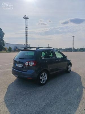 Volkswagen Golf Plus 2008 in Marijampole, with an engine capacity of 1.90 L and mileage of 263 thousand km for 2750 €, photo 6 on AUTOMOTO.COM.LV