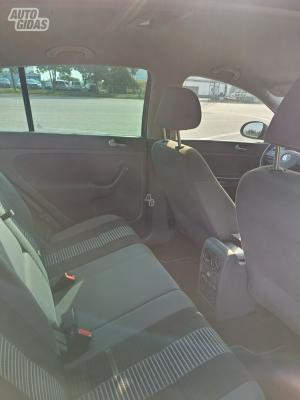Volkswagen Golf Plus 2008 in Marijampole, with an engine capacity of 1.90 L and mileage of 263 thousand km for 2750 €, photo 8 on AUTOMOTO.COM.LV