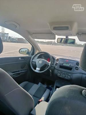 Volkswagen Golf Plus 2008 in Marijampole, with an engine capacity of 1.90 L and mileage of 263 thousand km for 2750 €, photo 9 on AUTOMOTO.COM.LV
