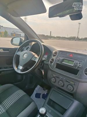 Volkswagen Golf Plus 2008 in Marijampole, with an engine capacity of 1.90 L and mileage of 263 thousand km for 2750 €, photo 10 on AUTOMOTO.COM.LV