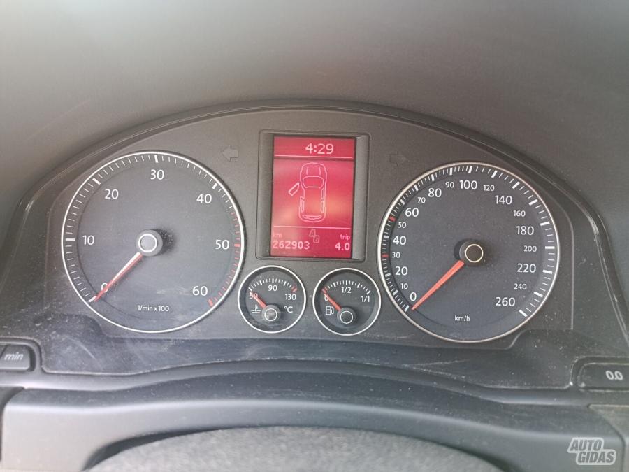 Volkswagen Golf Plus 2008 in Marijampole, with an engine capacity of 1.90 L and mileage of 263 thousand km for 2750 €, photo 18 on AUTOMOTO.COM.LV