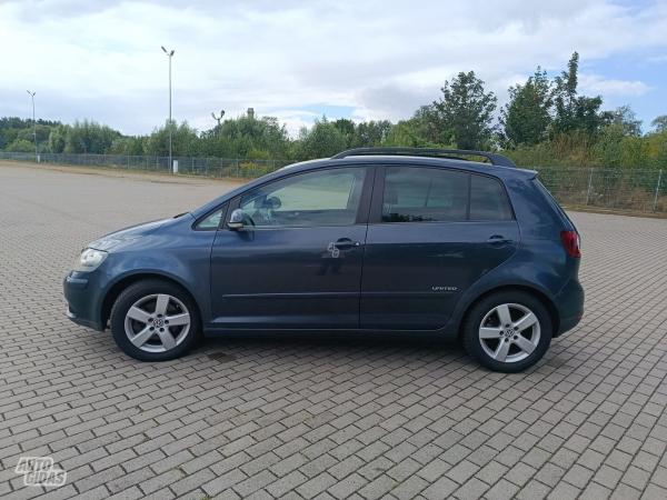 Volkswagen Golf Plus 2008 in Marijampole, with an engine capacity of 1.90 L and mileage of 263 thousand km for 2799 €, photo 3 on AUTOMOTO.COM.LV