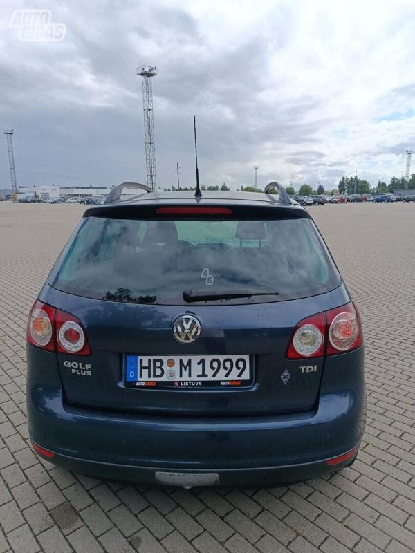 Volkswagen Golf Plus 2008 in Marijampole, with an engine capacity of 1.90 L and mileage of 263 thousand km for 2799 €, photo 5 on AUTOMOTO.COM.LV
