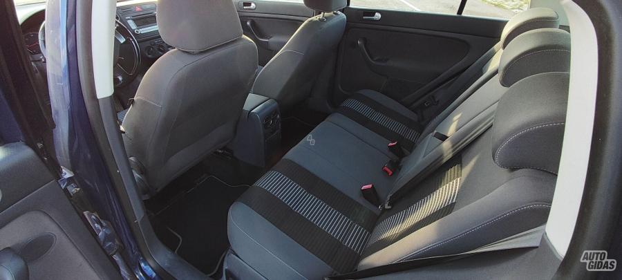 Volkswagen Golf Plus 2008 in Telschi, with an engine capacity of 1.90 L and mileage of 243 thousand km for 2300 €, photo 12 on AUTOMOTO.COM.LV