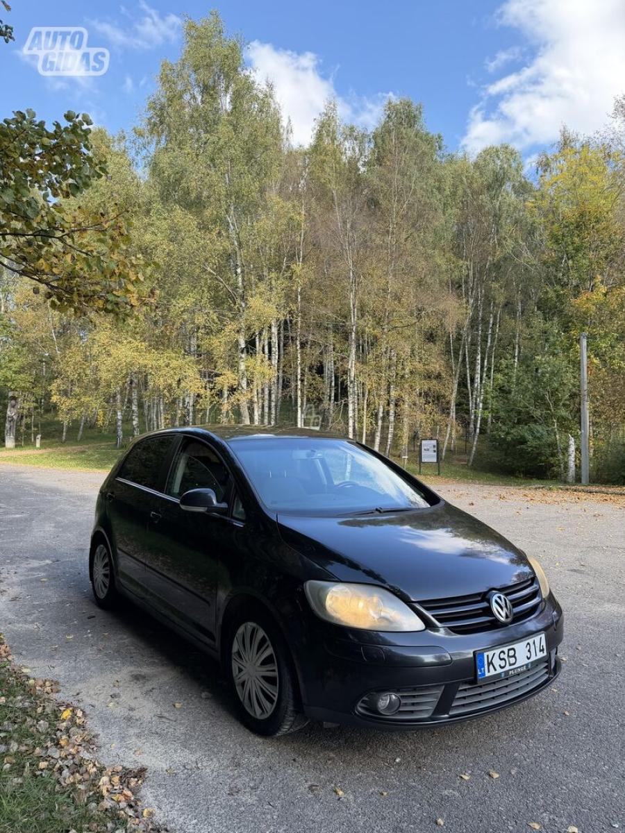 Volkswagen Golf Plus 2008 in Plunge, with an engine capacity of 1.90 L and mileage of 227 thousand km for 1700 €, photo 1 on AUTOMOTO.COM.LV