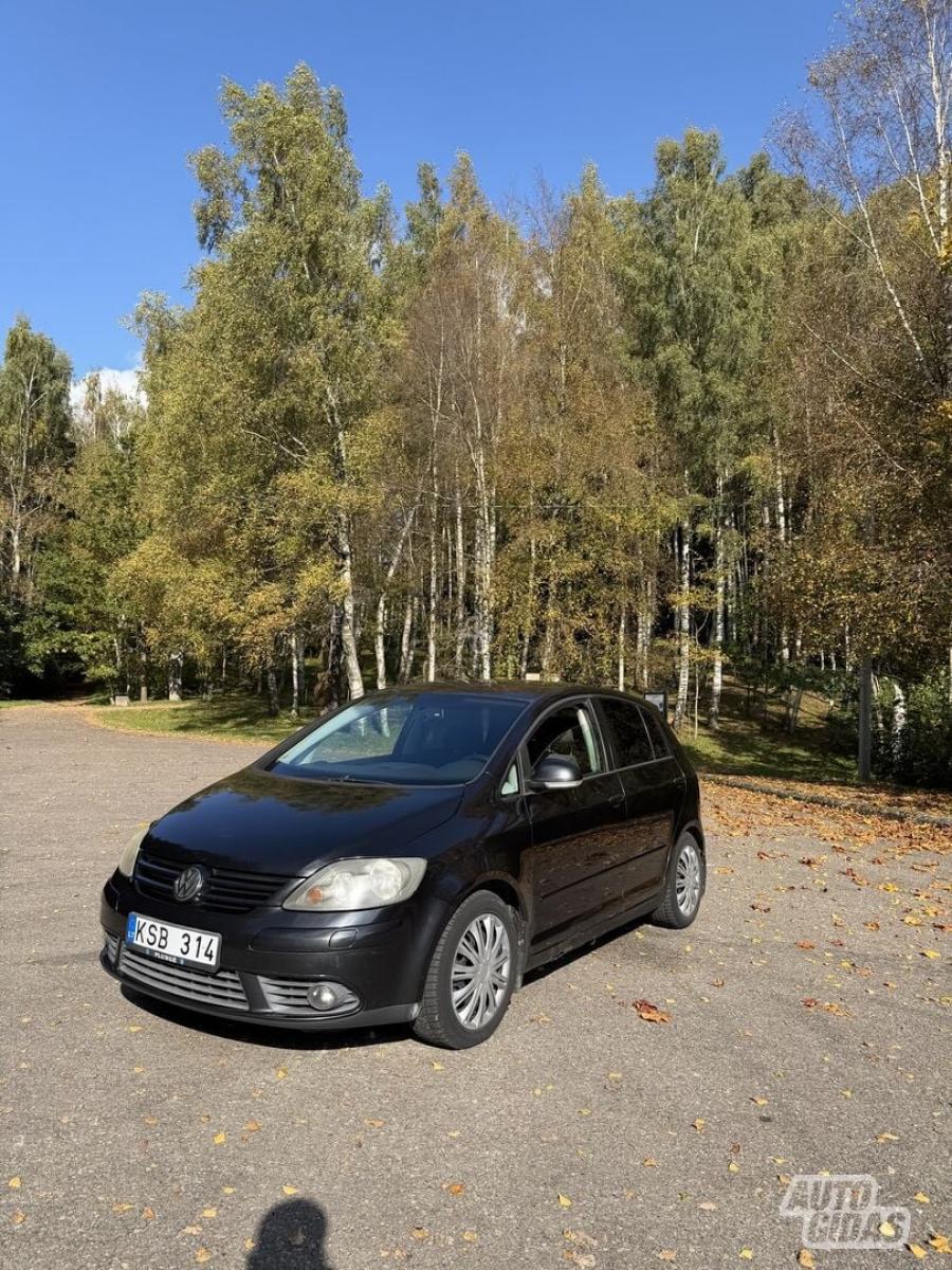 Volkswagen Golf Plus 2008 in Plunge, with an engine capacity of 1.90 L and mileage of 227 thousand km for 1700 €, photo 3 on AUTOMOTO.COM.LV