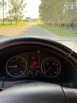 Volkswagen Golf Plus 2008 in Plunge, with an engine capacity of 1.90 L and mileage of 227 thousand km for 1700 €, photo 13 on AUTOMOTO.COM.LV