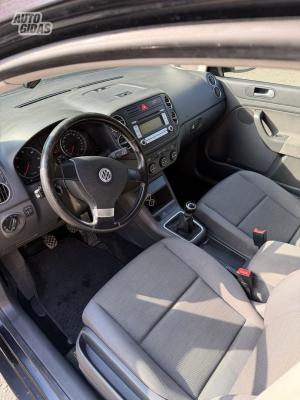 Volkswagen Golf Plus 2008 in Plunge, with an engine capacity of 1.90 L and mileage of 227 thousand km for 1700 €, photo 14 on AUTOMOTO.COM.LV