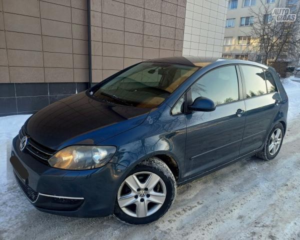 Volkswagen Golf Plus 2010 Kauņa, ar dzinēja tilpumu 2.00 L un nobraukumu 317 tūkst. km par 2850 €, foto 1 vietnē AUTOMOTO.COM.LV