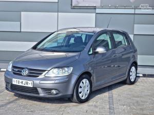 Volkswagen Golf Plus 2010 Panevēža, ar dzinēja tilpumu 1.60 L un nobraukumu 300 tūkst. km par 3350 €, foto  vietnē AUTOMOTO.COM.LV