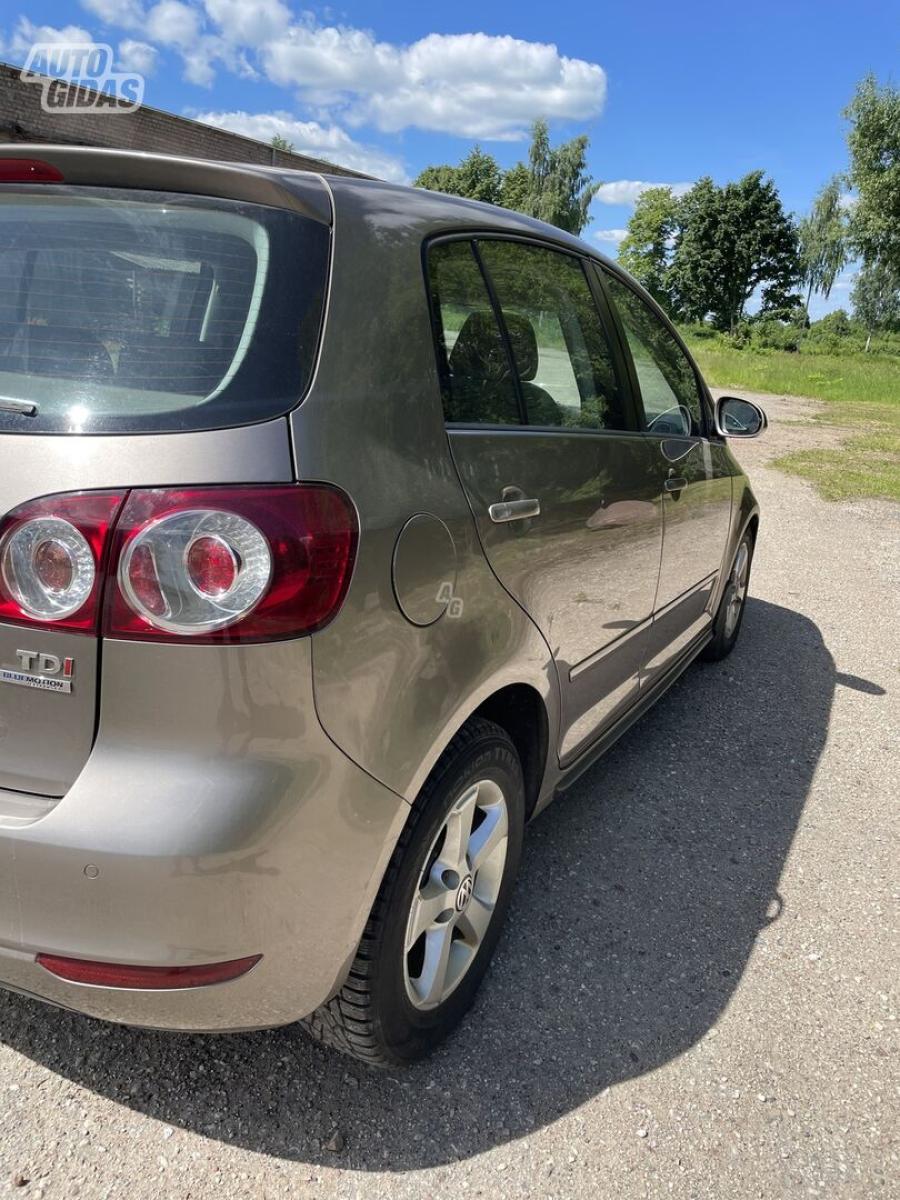 Volkswagen Golf Plus 2010 in Birzai, with an engine capacity of 1.60 L and mileage of 277 thousand km for 2550 €, photo 5 on AUTOMOTO.COM.LV
