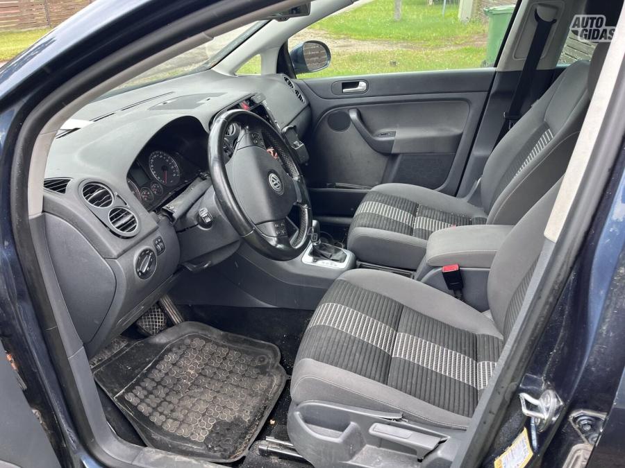 Volkswagen Golf Plus 2010 Kauņa, ar dzinēja tilpumu 1.40 L un nobraukumu 230 tūkst. km par 600 €, foto 5 vietnē AUTOMOTO.COM.LV