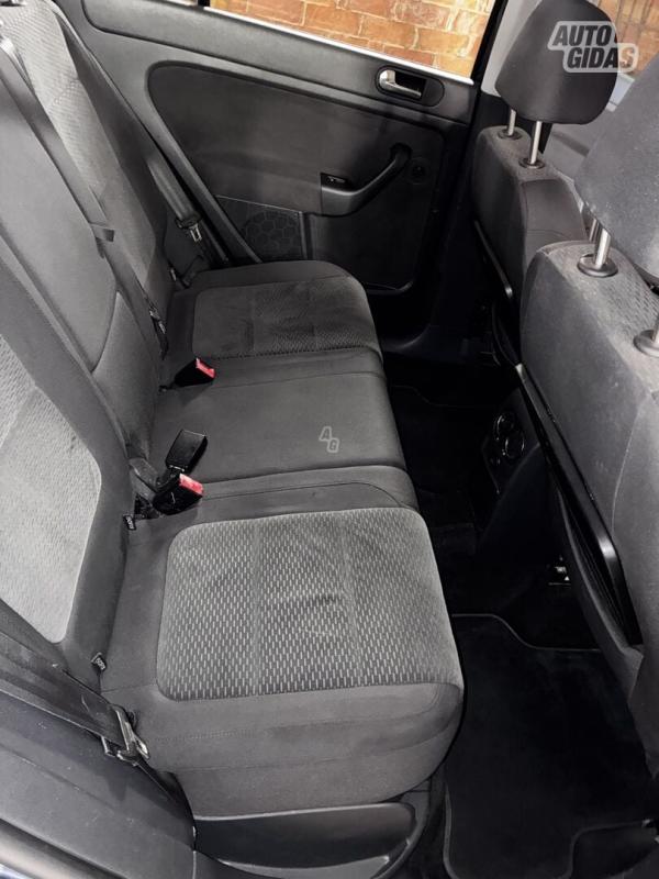 Volkswagen Golf Plus 2010 in Klaipeda, with an engine capacity of 1.60 L and mileage of 294 thousand km for 4000 €, photo 6 on AUTOMOTO.COM.LV