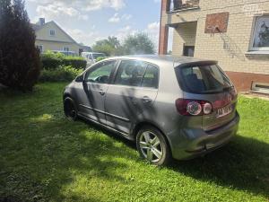 Volkswagen Golf Plus 2010 Viļņa, ar dzinēja tilpumu 1.60 L un nobraukumu 267 tūkst. km par 2250 €, foto 10 vietnē AUTOMOTO.COM.LV