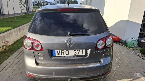 Volkswagen Golf Plus 2010 in Vilnius, with an engine capacity of 2.00 L and mileage of 345 thousand km for 950 €, photo 4 on AUTOMOTO.COM.LV