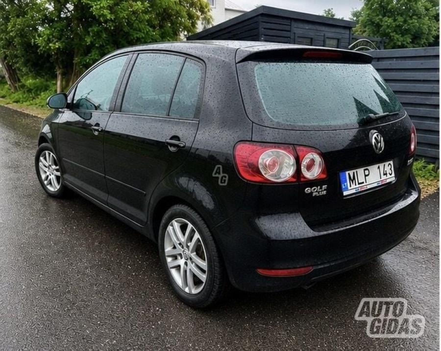 Volkswagen Golf Plus 2011 Kauņa, ar dzinēja tilpumu 1.60 L un nobraukumu 300 tūkst. km par 2450 €, foto 4 vietnē AUTOMOTO.COM.LV