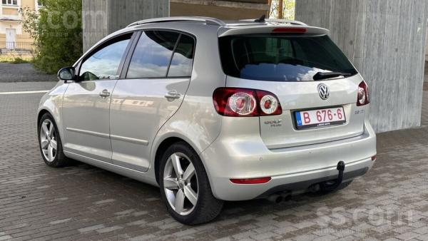 Volkswagen Golf Plus 2011 in Daugavpils, with an engine capacity of 2.00 L and mileage of 206 thousand km for 7550 €, photo 4 on AUTOMOTO.COM.LV