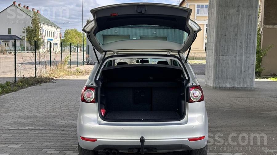 Volkswagen Golf Plus 2011 Daugavpils, ar dzinēja tilpumu 2.00 L un nobraukumu 206 tūkst. km par 7550 €, foto 6 vietnē AUTOMOTO.COM.LV