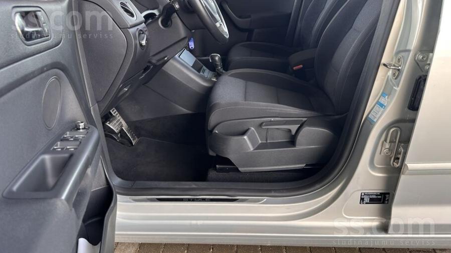 Volkswagen Golf Plus 2011 Daugavpils, ar dzinēja tilpumu 2.00 L un nobraukumu 206 tūkst. km par 7550 €, foto 14 vietnē AUTOMOTO.COM.LV