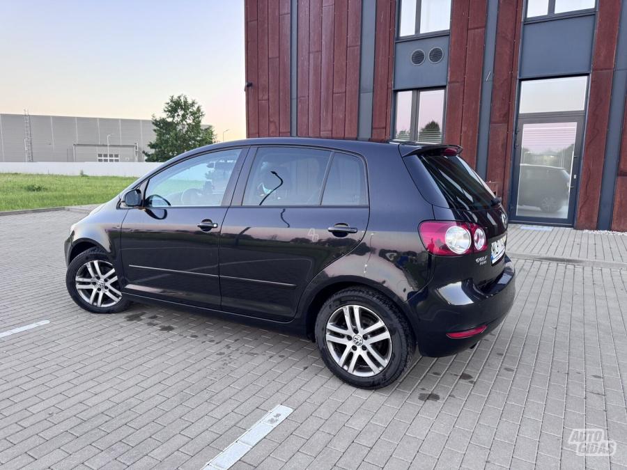 Volkswagen Golf Plus 2011 in Kaunas, with an engine capacity of 1.60 L and mileage of 300 thousand km for 2290 €, photo 7 on AUTOMOTO.COM.LV