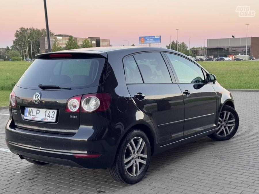 Volkswagen Golf Plus 2011 in Kaunas, with an engine capacity of 1.60 L and mileage of 300 thousand km for 2290 €, photo 8 on AUTOMOTO.COM.LV