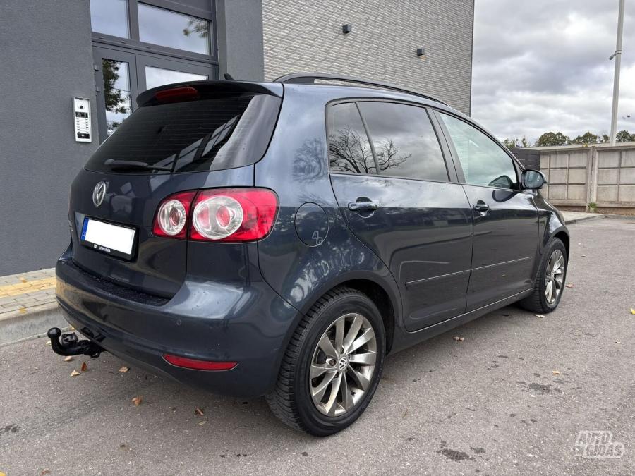 Volkswagen Golf Plus 2011 Kauņa, ar dzinēja tilpumu 1.60 L un nobraukumu 216 tūkst. km par 1950 €, foto 3 vietnē AUTOMOTO.COM.LV
