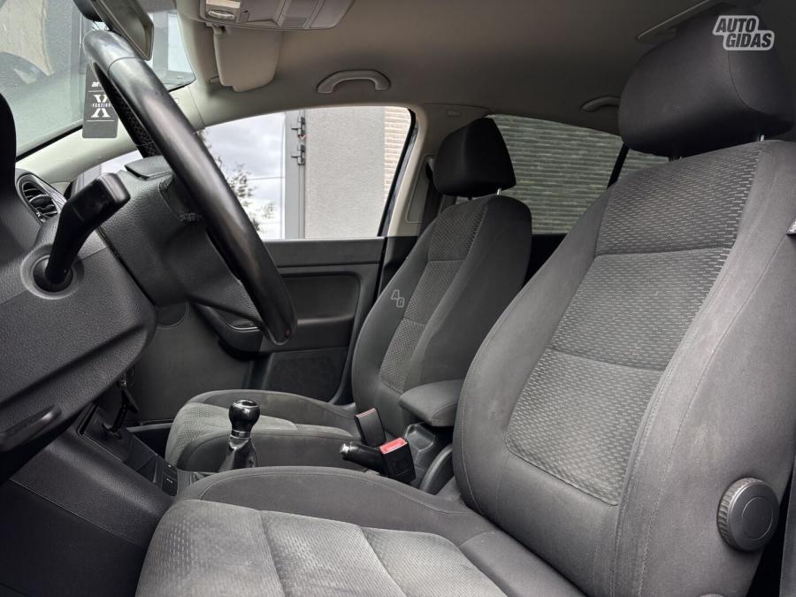 Volkswagen Golf Plus 2011 Kauņa, ar dzinēja tilpumu 1.60 L un nobraukumu 216 tūkst. km par 1950 €, foto 11 vietnē AUTOMOTO.COM.LV