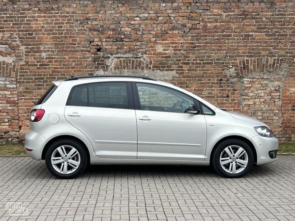 Volkswagen Golf Plus 2012 in Vilnius, with an engine capacity of 2.00 L and mileage of 218 thousand km for 6200 €, photo 5 on AUTOMOTO.COM.LV