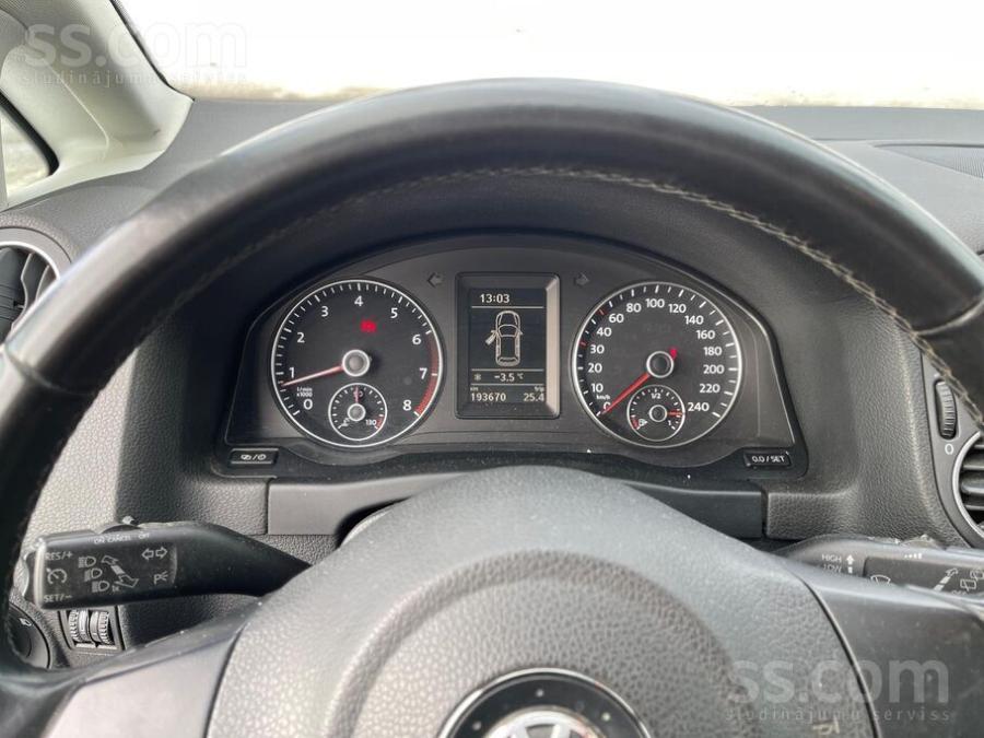 Volkswagen Golf Plus 2012 Rīga, ar dzinēja tilpumu 1.40 L un nobraukumu 194 tūkst. km par 4500 €, foto 10 vietnē AUTOMOTO.COM.LV