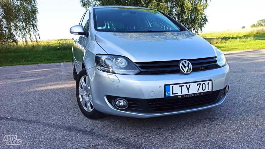Volkswagen Golf Plus 2012 in Vilkaviskis, with an engine capacity of 1.60 L and mileage of 274 thousand km for 4200 €, photo 1 on AUTOMOTO.COM.LV