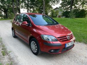 Красный Фольксваген Гольф Плюс 2005 в Елгава, объемом двигателя 1.60 л и пробегом 278 тыс. км за 1750 €, фото  на AUTOMOTO.COM.LV