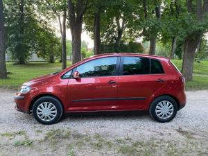 Sarkans Volkswagen Golf Plus 2005 Jelgava, ar dzinēja tilpumu 1.60 L un nobraukumu 278 tūkst. km par 1750 €, foto 9 vietnē AUTOMOTO.COM.LV