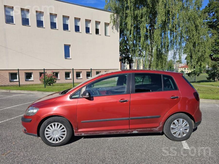 Sarkans Volkswagen Golf Plus 2006 Valmiera, ar dzinēja tilpumu 1.60 L un nobraukumu 162 tūkst. km par 2150 €, foto 2 vietnē AUTOMOTO.COM.LV