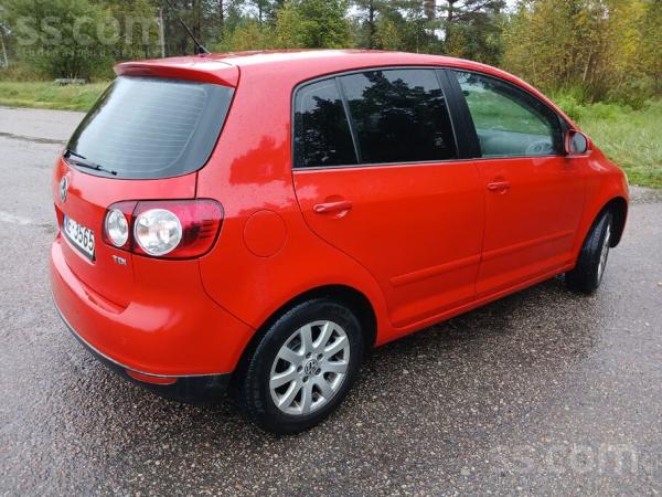 Красный Фольксваген Гольф Плюс 2006 в Рига, объемом двигателя 1.90 л и пробегом 295 тыс. км за 2890 €, фото 7 на AUTOMOTO.COM.LV