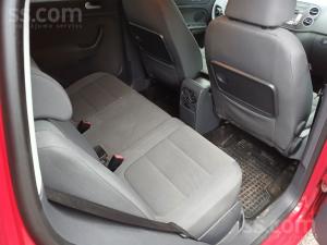Sarkans Volkswagen Golf Plus 2006 Rīga, ar dzinēja tilpumu 1.90 L un nobraukumu 295 tūkst. km par 2890 €, foto 10 vietnē AUTOMOTO.COM.LV