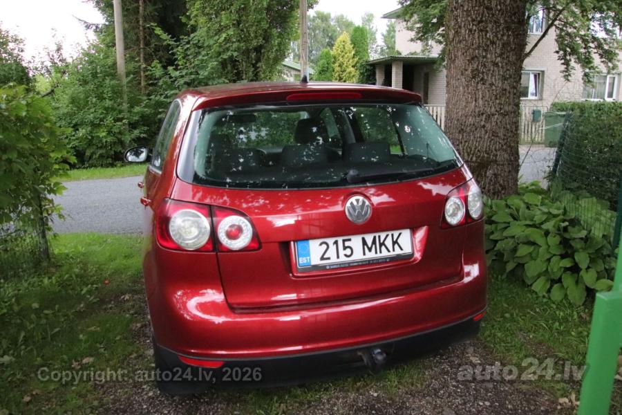 Red Volkswagen Golf Plus 2007 in Tallinn, with an engine capacity of 1.60 L and mileage of 214 thousand km for 3150 €, photo 14 on AUTOMOTO.COM.LV