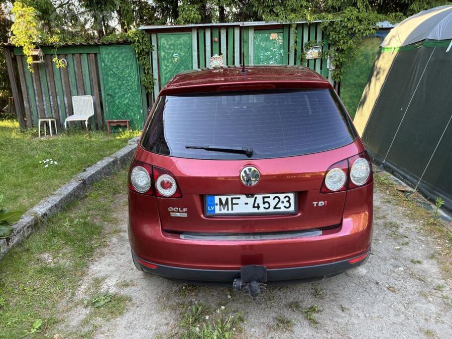 Sarkans Volkswagen Golf Plus 2008 Madona, ar dzinēja tilpumu 1.90 L un nobraukumu 298 tūkst. km par 1600 €, foto 4 vietnē AUTOMOTO.COM.LV