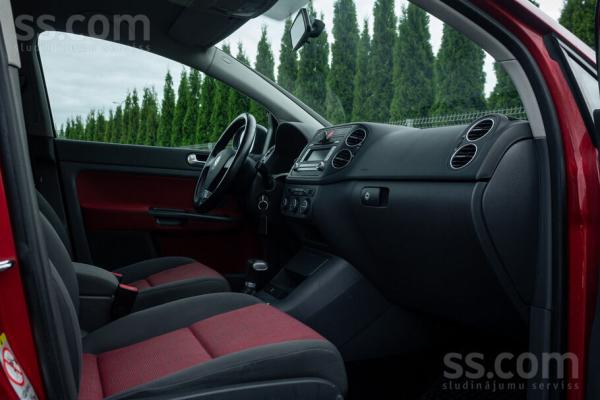 Sarkans Volkswagen Golf Plus 2008 Jelgava, ar dzinēja tilpumu 1.90 L un nobraukumu 234 tūkst. km par 3350 €, foto 7 vietnē AUTOMOTO.COM.LV