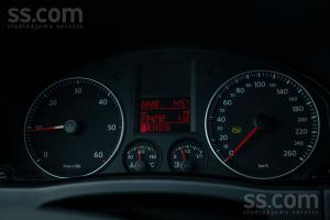 Sarkans Volkswagen Golf Plus 2008 Jelgava, ar dzinēja tilpumu 1.90 L un nobraukumu 234 tūkst. km par 3350 €, foto 13 vietnē AUTOMOTO.COM.LV