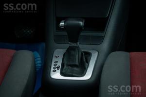 Sarkans Volkswagen Golf Plus 2008 Jelgava, ar dzinēja tilpumu 1.90 L un nobraukumu 234 tūkst. km par 3350 €, foto 16 vietnē AUTOMOTO.COM.LV