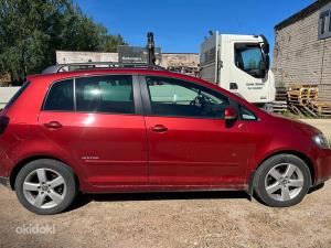 Sarkans Volkswagen Golf Plus 2008 Otepē, ar dzinēja tilpumu 1.40 L un nobraukumu 226 tūkst. km par 2700 €, foto 4 vietnē AUTOMOTO.COM.LV
