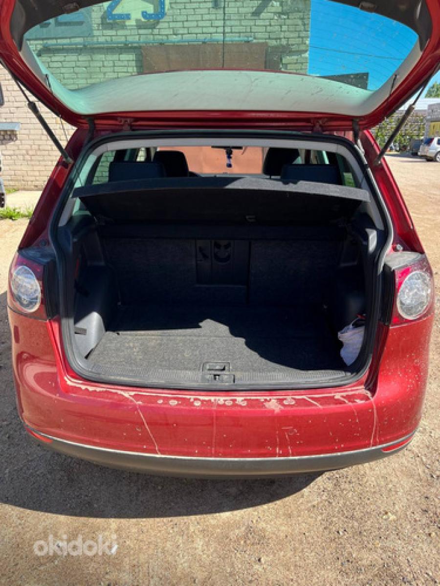 Sarkans Volkswagen Golf Plus 2008 Otepē, ar dzinēja tilpumu 1.40 L un nobraukumu 226 tūkst. km par 2700 €, foto 5 vietnē AUTOMOTO.COM.LV