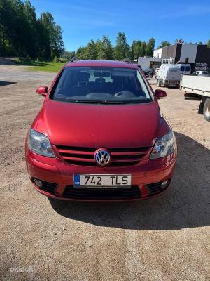 Sarkans Volkswagen Golf Plus 2008 Otepē, ar dzinēja tilpumu 1.40 L un nobraukumu 226 tūkst. km par 2700 €, foto 8 vietnē AUTOMOTO.COM.LV