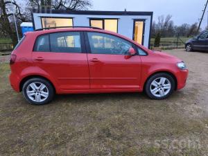 Sarkans Volkswagen Golf Plus 2009 Kuldīga, ar dzinēja tilpumu 1.40 L un nobraukumu 155 tūkst. km par 4990 €, foto 7 vietnē AUTOMOTO.COM.LV